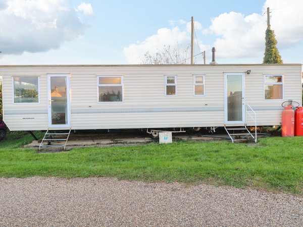 The Haven, Pet Friendly, Country Holiday Cottage In Bacton - Mundesley