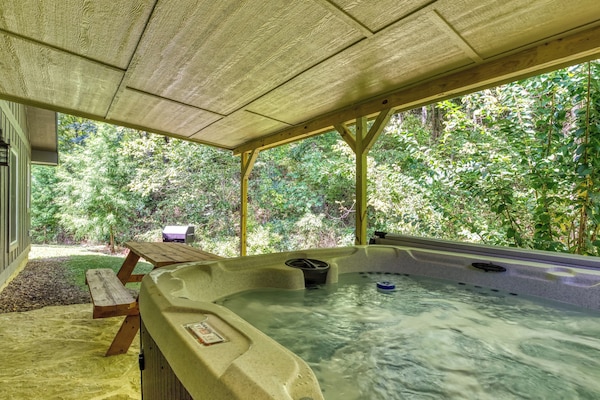 Hidden Creek Cottage! New Cottage In Gatlinburg - Tennessee