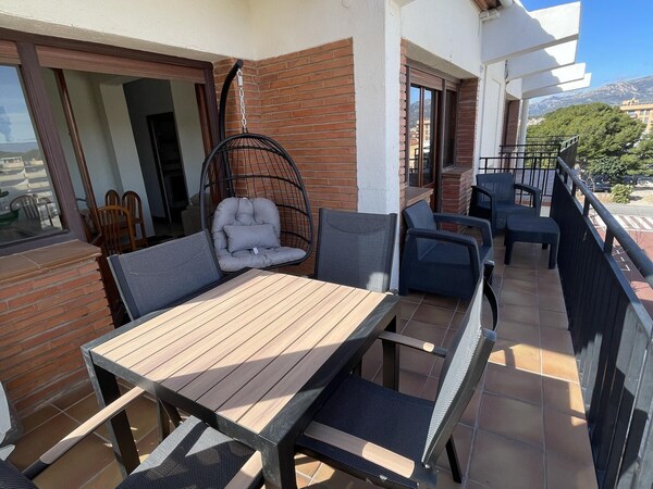 Apartamento Frente Al Mar Con Terraza Y Vistas Fabulosas, Miami Playa - Miami Playa