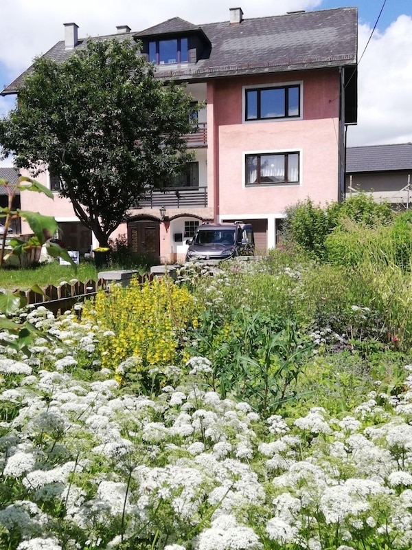 Ferienwohnung/app. Für 11 Gäste Mit 145m² In Habruck - Spitz