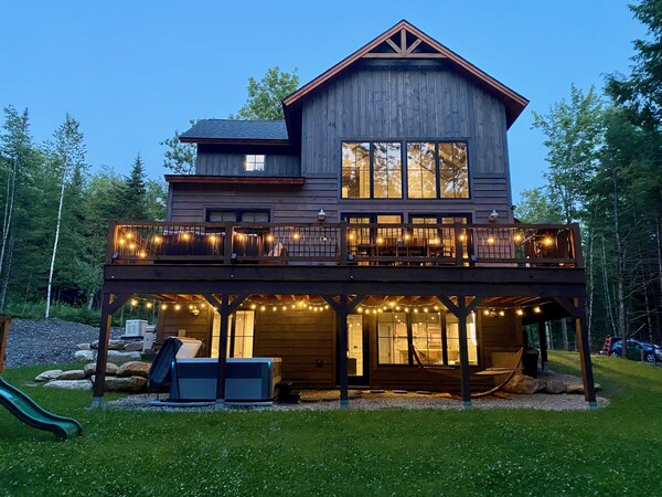 *New* Hottub | Largedeck | Gameroom | Playhouse - Maine