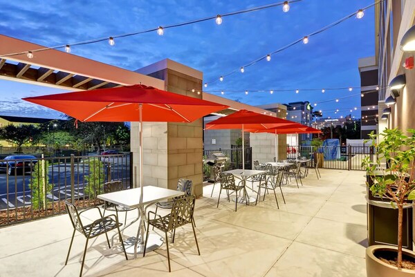 In The Heart Of Tampa: Short Drive From Tampa International Airport! - Tampa, FL