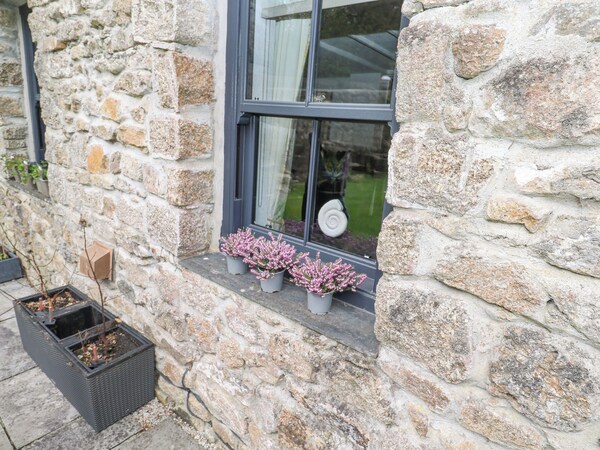 Wood Brook Cottage, Pet Friendly, Character Holiday Cottage In Crowan - Praa Sands