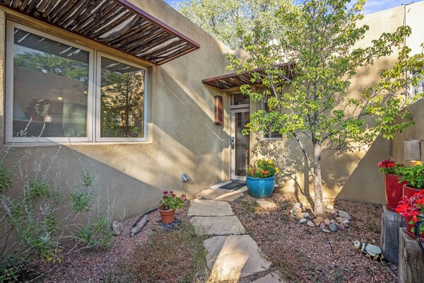 Casa Alto | Cozy Santa Fe Retreat - Santa Fe, NM