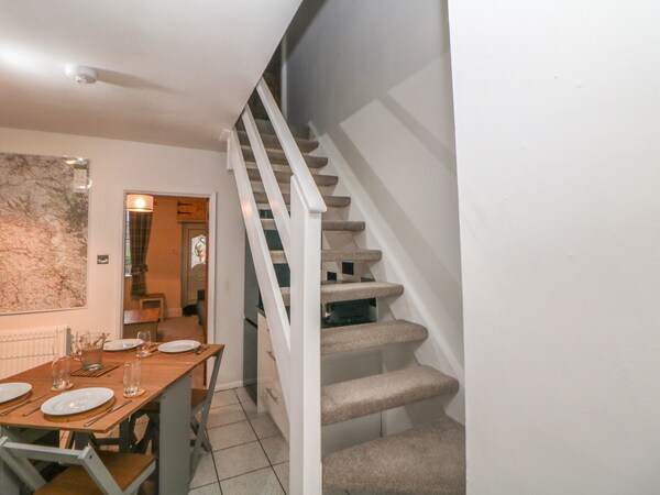Quarry Cottage, Pet Friendly, With A Garden In Buxton - Derbyshire