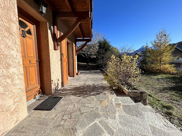 Ferienhaus Für 8 Pers. Mit Terrasse, Garten Und Wlan In Saint-chaffrey - Serre-chevalier - Briançon