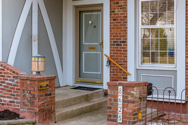 Boho Beauty Newly Remodled 4bd/3 Full Bath - Shawnee, KS