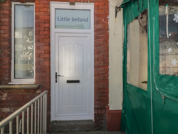 Little Ireland, Pet Friendly, Country Holiday Cottage In Stranraer - Stranraer