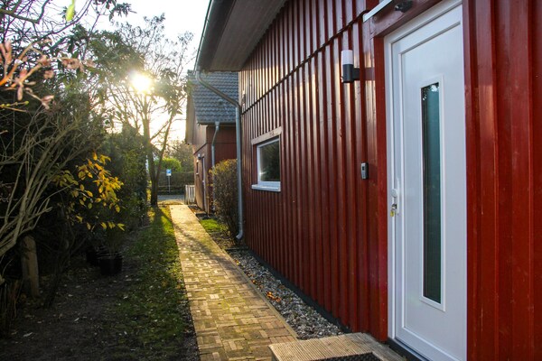 Karl Fatern, Gemütliches Ferienhaus In Wald- Und Strandnähe - Born am Darß