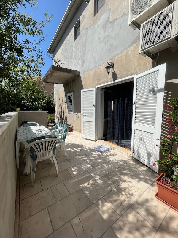 Appartamento Di Due Stanze Con Terrazzo Sabbioncello - Orebić, Sabbioncello - Pelješac (A-10440-a) - Trappano