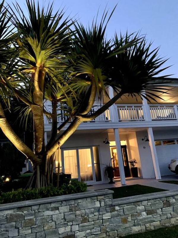 The Whitehouse Austinmer - Appin