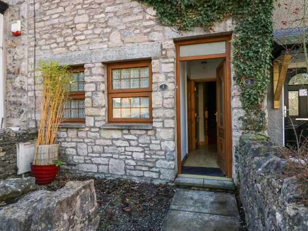 Time And Tide, Romantic, Character Holiday Cottage In Arnside - Arnside