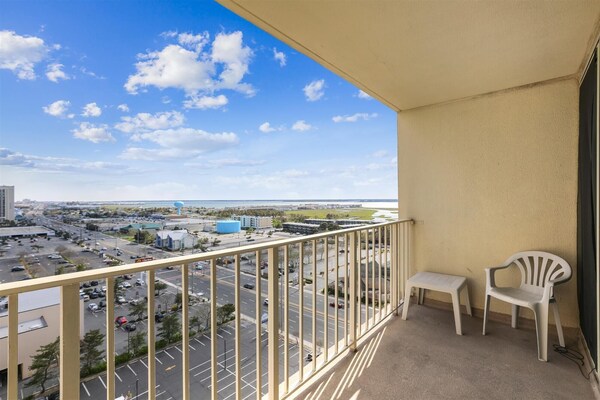 Daily Activities & Linens Included*! Mini-week Flex Turn Day Check In & Check Out Any Day. Based On Availability ( 3 Night Min.) - Ocean City, MD