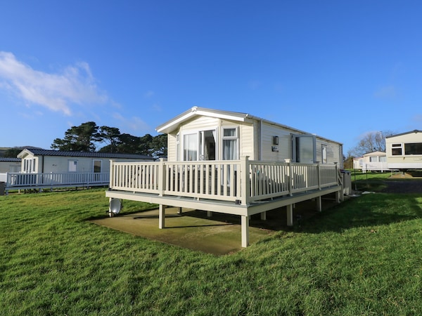 Bay View, Family Friendly, Country Holiday Cottage In Bembridge - Isle of Wight