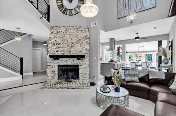 Farmhaus Oasis Family Home Perfect Resort Style Rental With Pool And Large Lot - Frisco, TX