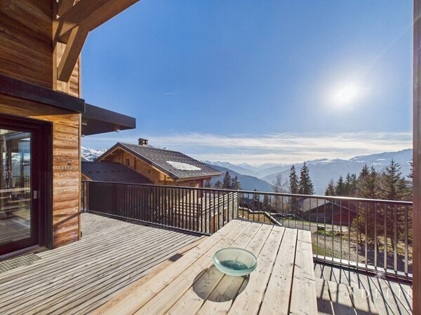 Beautiful Upscale Chalet Mil8 For Rent - 