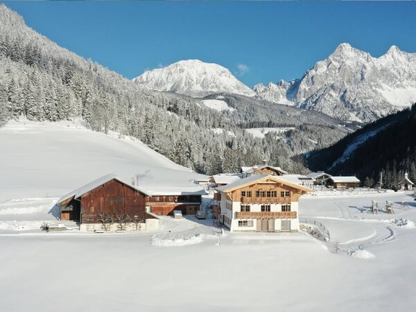 Appartement "Kathi Superior" - Gutshaus Mandlberggut By Globboard - Hoher Dachstein