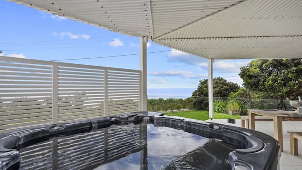 'A Beachside Getaway 8' By Accom Holidays - Ettalong Beach