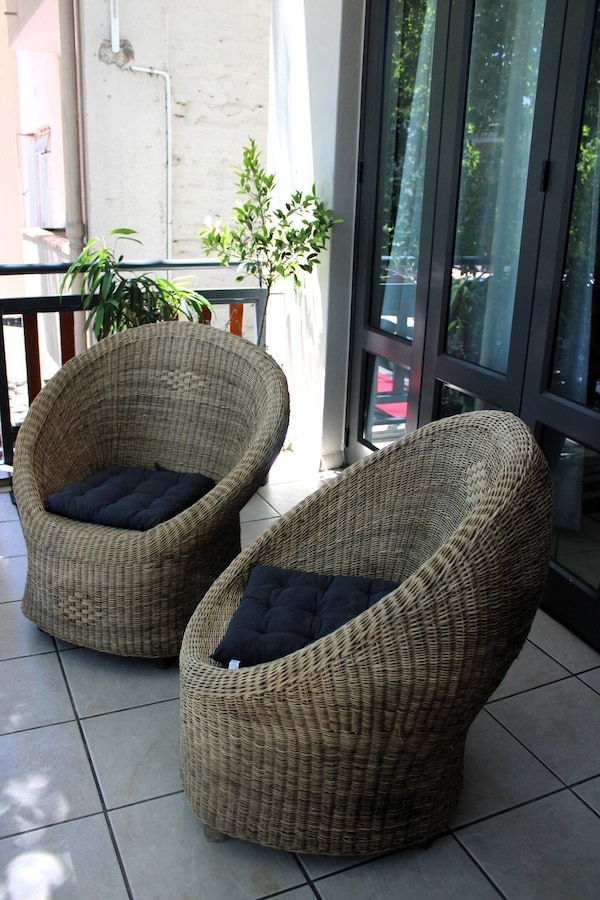 Contemporary Central Apartment - Stellenbosch