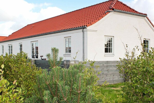 10 Personen Ferienhaus In Blåvand-by Traum - Blåvand