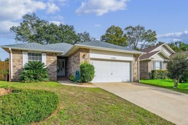 Blue Angel Bungalow Ii - Pensacola, FL