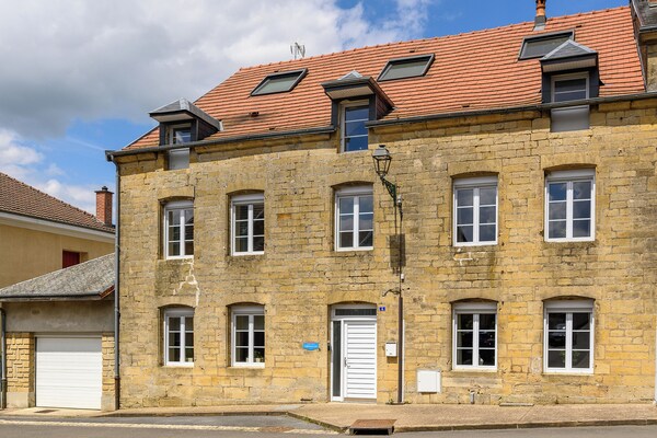 Gîte Des 10 Potiers Au Coeur Des Ardennes, à 500 M De La Voie Verte - Sedan