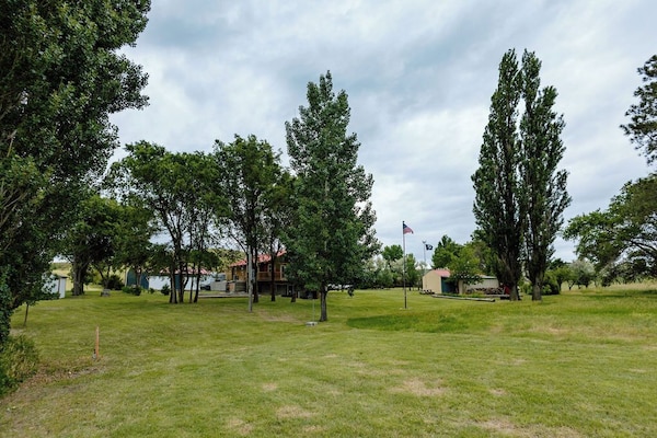 Waterfront Log Cabin On The Missouri River Near Linton, 1 Hour From Bismarck! - North Dakota