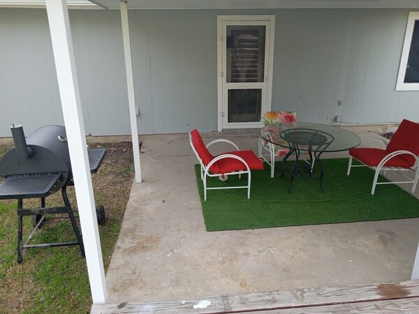 Charming 3 Bed 2 Bath Home In Ne San Antonio - Universal City, TX