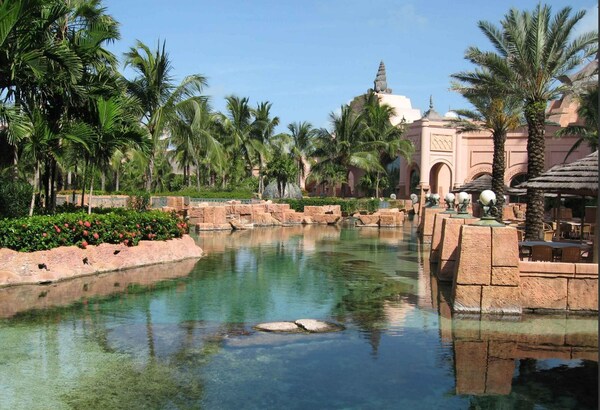 Harborside Resort At Atlantis 2 Bedroom Vila 4/14-4/16 2025 - ナッソー