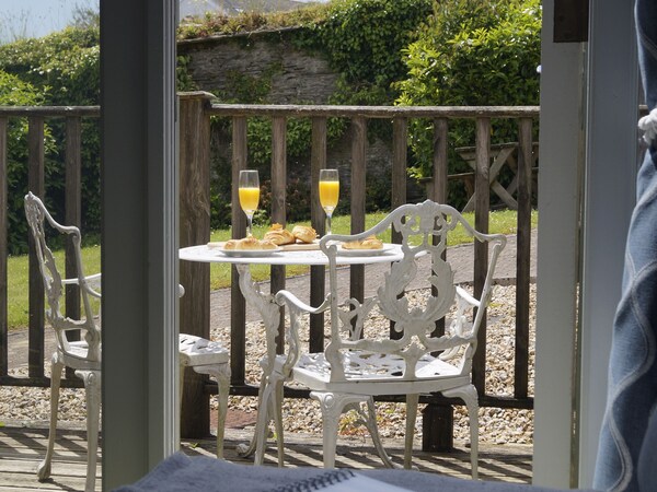 1 Keepers Cottage, Hillfield Village, Family Friendly In Dartmouth - Totnes