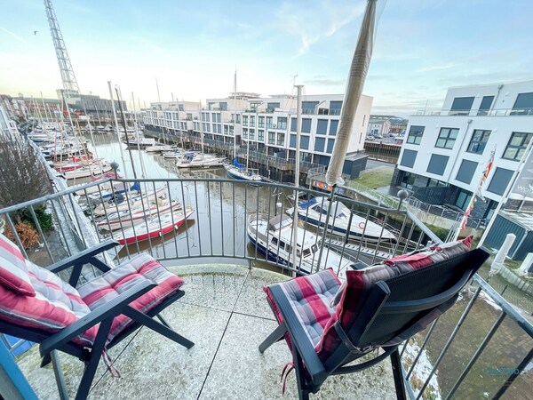 Marina Blick - Ferienwohnung Mit Marina-balkon - Cuxhaven