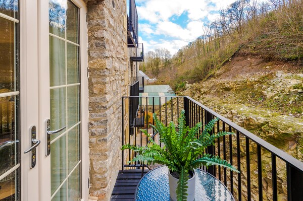 Rock Mill | Studio Apartment - Hope Valley
