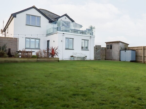 Sea View House, Pet Friendly, Luxury Holiday Cottage In Crantock - Cornouailles