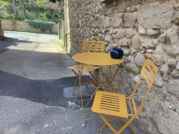 Le Gîte De L'entre Deux, On The Vacation Trail Between Vercors And Provence - Crest