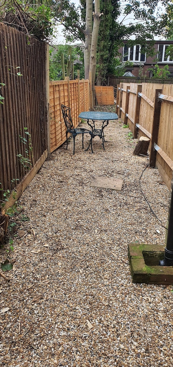 Smart And Cosy Apartment With Own Private  Garden And Entrence - Beckenham