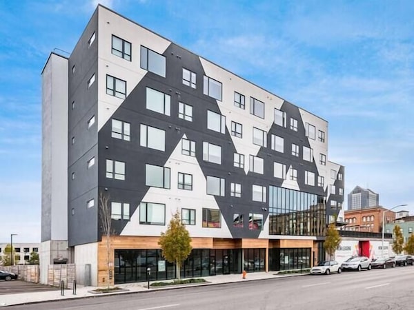 Shades Of Blue Elegant Suite L Free Parking + Gym - 콜럼버스