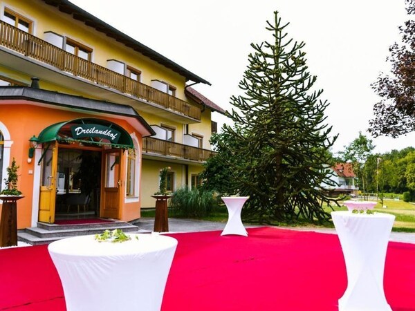 Doppelzimmer, Dusche, Wc, Superior - Dreilandhof - Loipersdorf bei Fürstenfeld