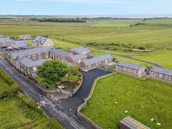 Glebe Cottage, With Pool In Embleton - Northumberland