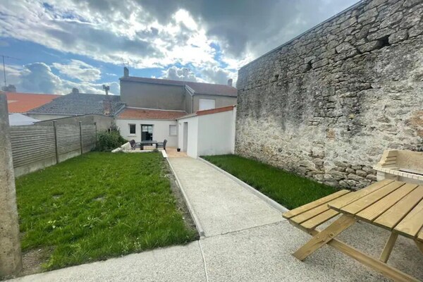 House 10/12pers Town Center 5mn From Puy Du Fou "Au Coeur Du Bourg - Les Herbiers