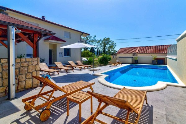 Villa Pura Vida Di Aneo Travel - Selce