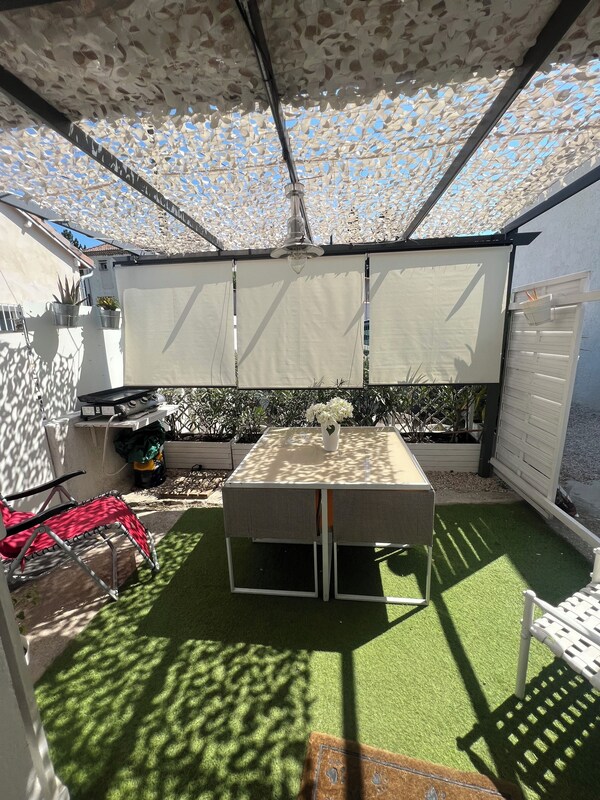 Petite Maison Cosy Avec Terrasse Extérieur - Calanques de Marseille