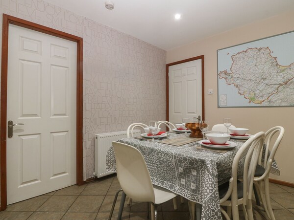 Ty Haf, Pet Friendly, Country Holiday Cottage In Trearddur Bay - Trearddur Bay