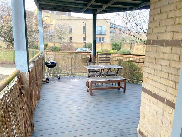 Appartement-salle De Bain Et Douche-apartment-0 - Stratford