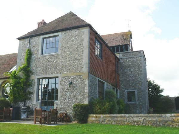 A Wonderful Grade Ii Listed Cottage In Stunning Countryside With Private Beach - Seaton