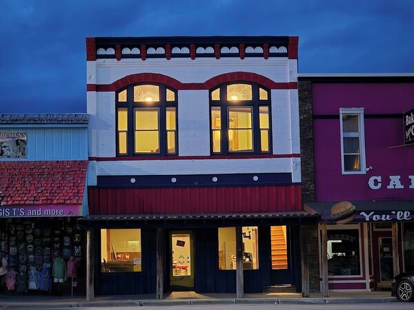 Ever Stay All Night In A Brothel? Downtown Remodeled 1880's Building - Custer, SD