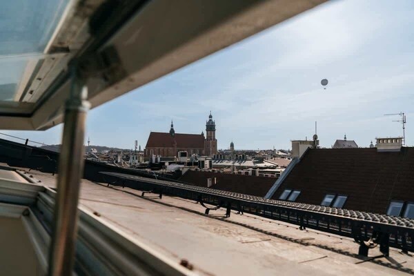 Top Floor Comfort In Historical Kraków District - Krakow