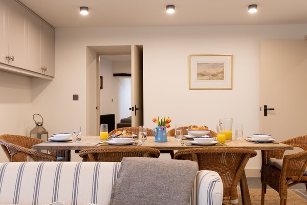 The Lodge, Pet Friendly, Country Holiday Cottage In Newby Bridge - Newby Bridge
