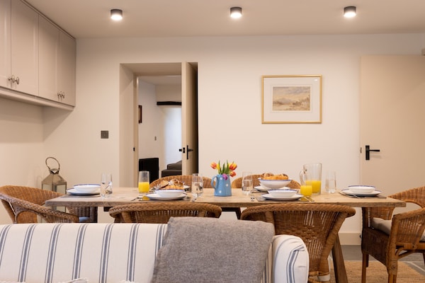 The Lodge, Pet Friendly, Country Holiday Cottage In Newby Bridge - Newby Bridge