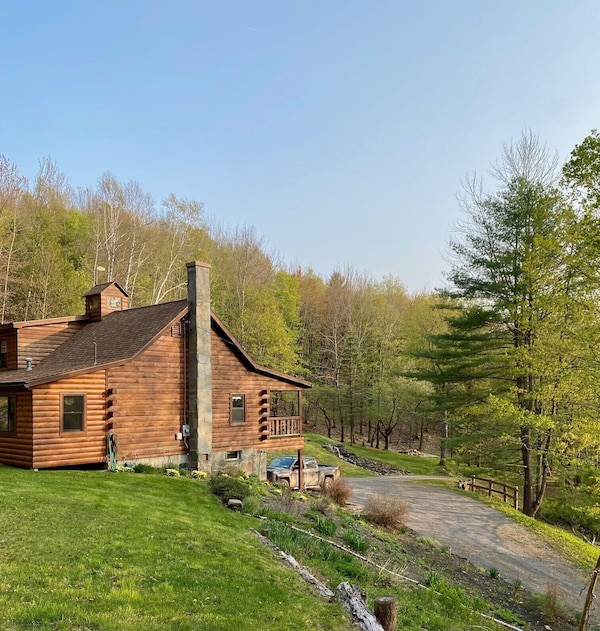 New Listing; Discounted Price; Tranquil Cabin 5 Miles To Cooperstown - Cooperstown, NY