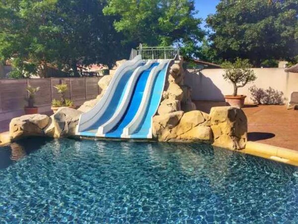 Camping 5 éToiles - Piscine  - Eeaibb - La Cotinière